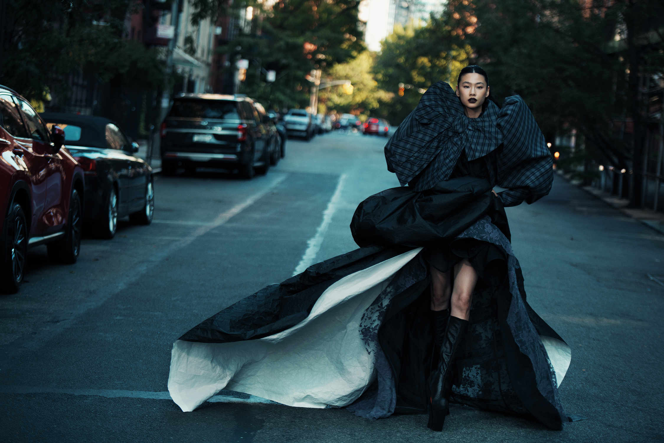 Actor Hoyeon Jung looks to the future - EE72